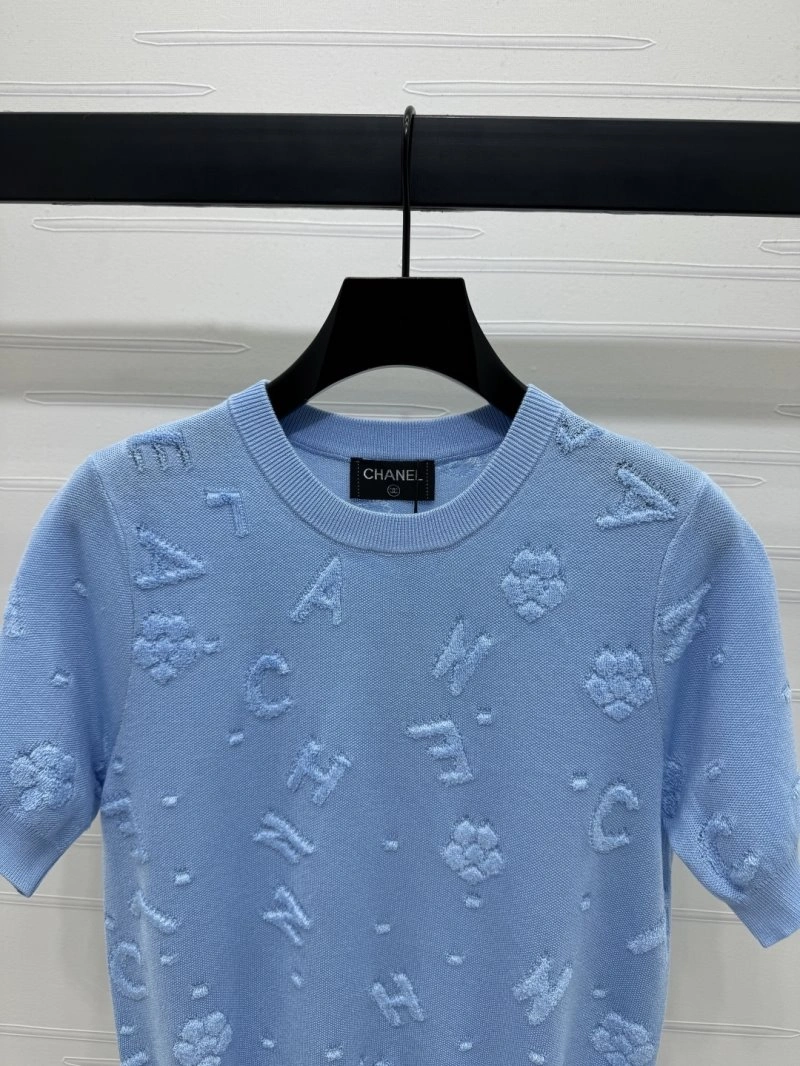 Bargain Chanel T-Shirts