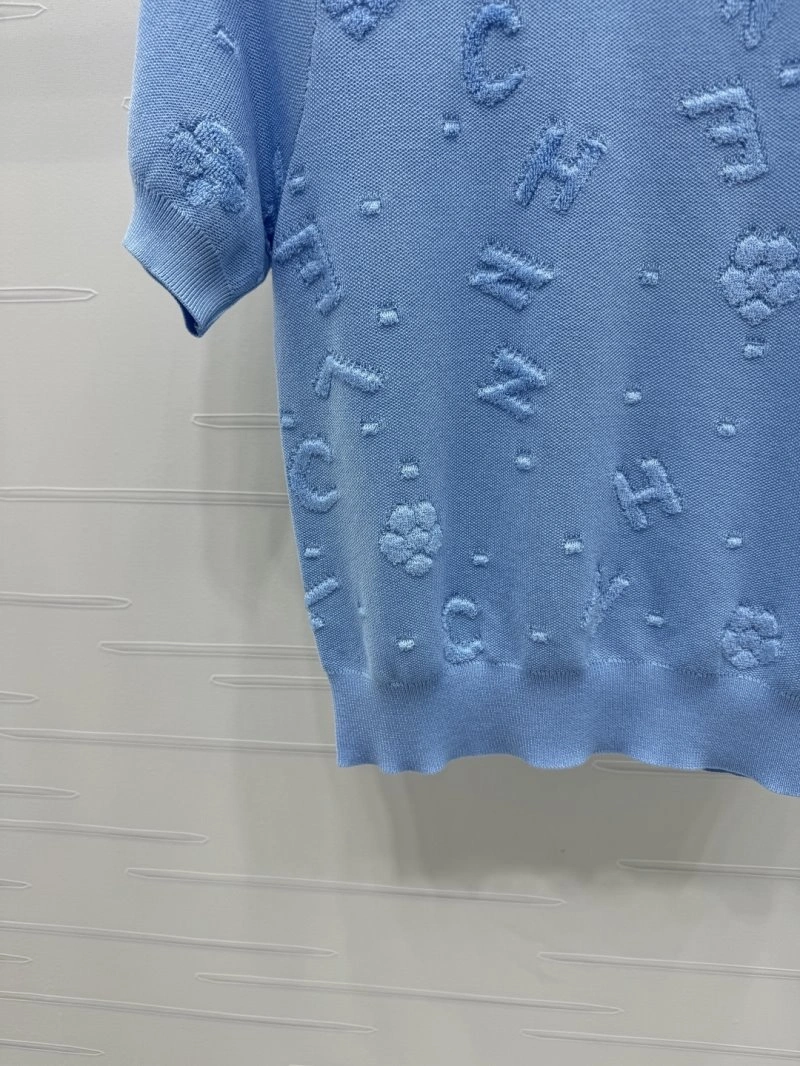 Bargain Chanel T-Shirts