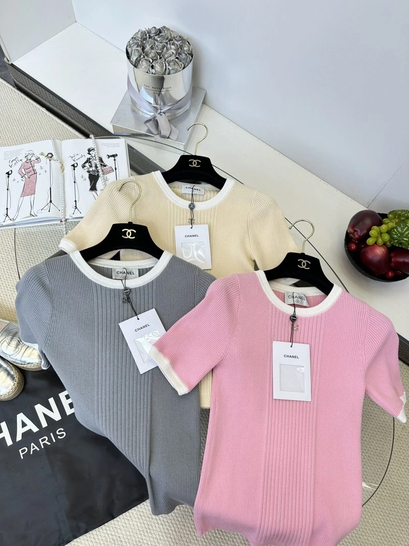 Affordable Chanel T-Shirts