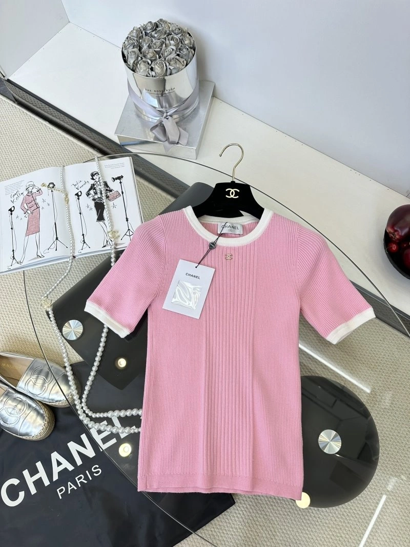 Affordable Chanel T-Shirts