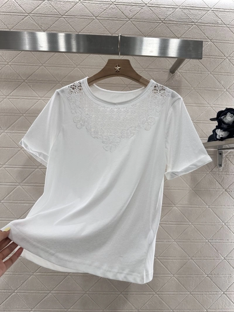 Accurate model Chanel T-Shirts