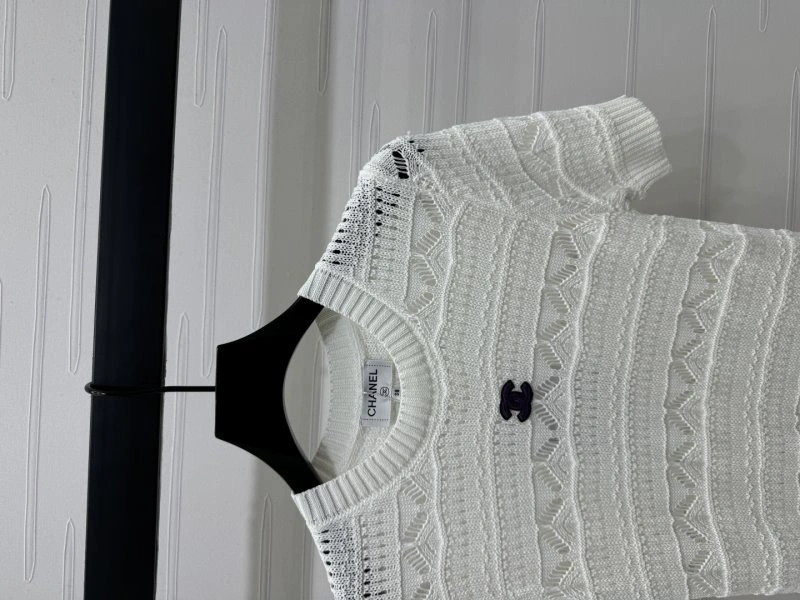 Top mirror Chanel T-Shirts