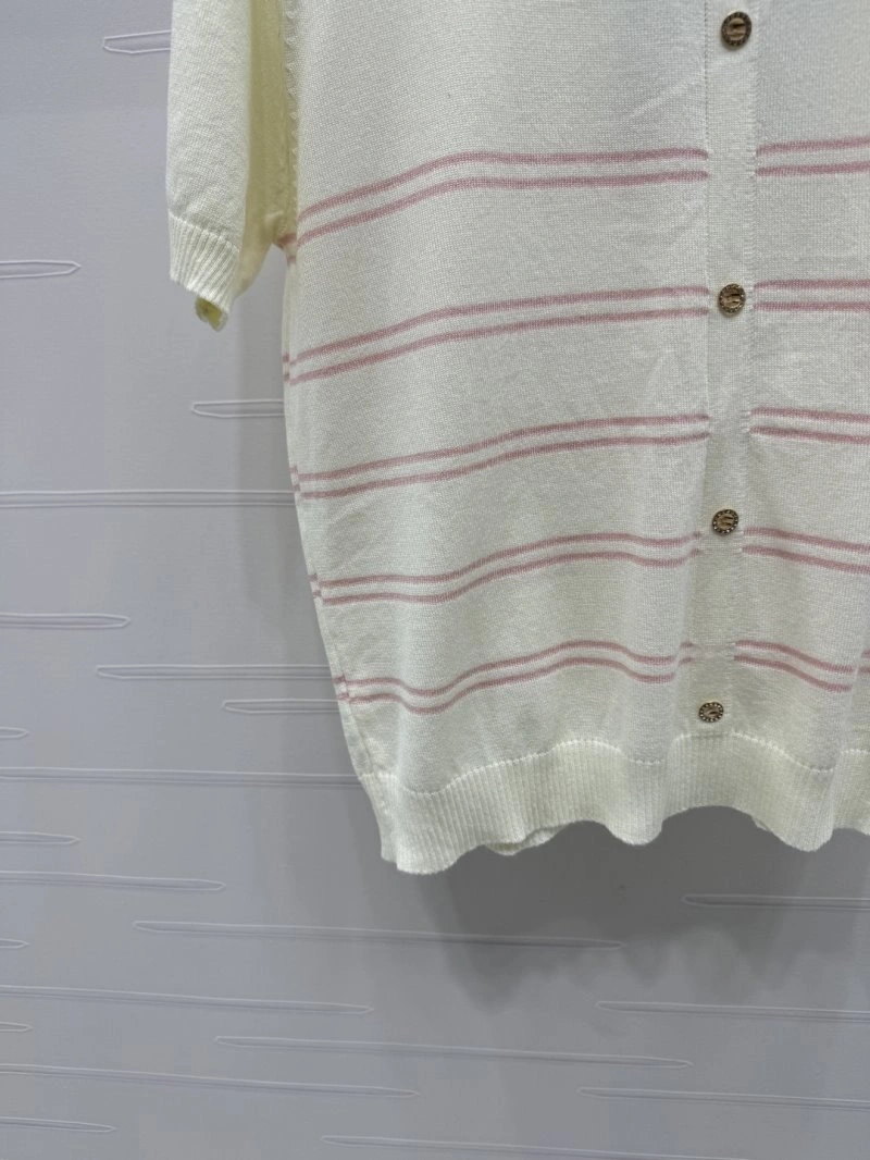 Affordable Chanel T-Shirts