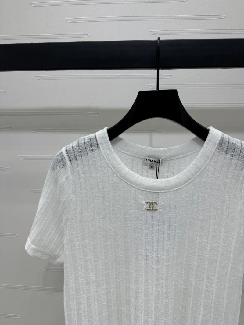 Accurate model Chanel T-Shirts