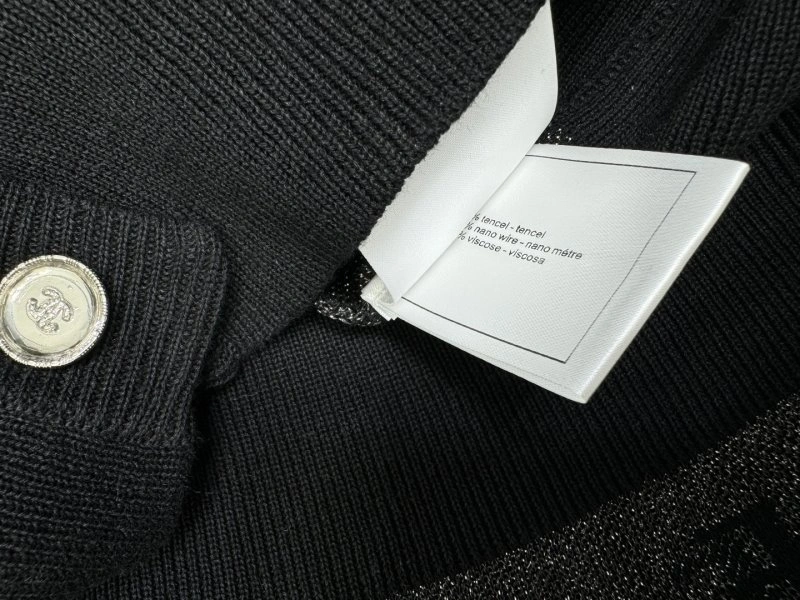 Top mirror Chanel T-Shirts