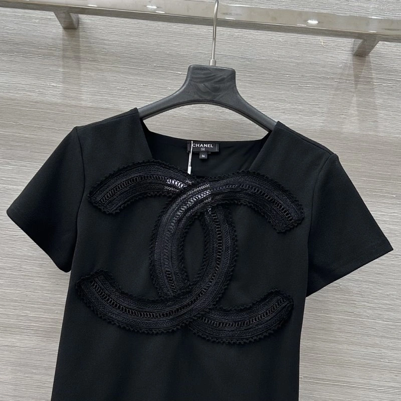 Exact replica Chanel T-Shirts