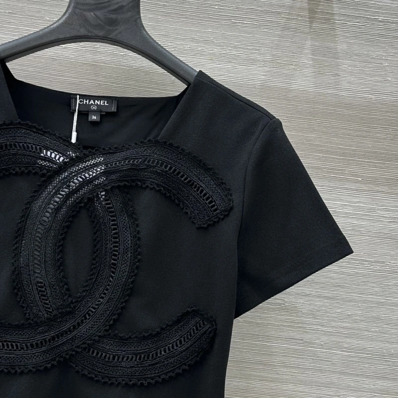 Exact replica Chanel T-Shirts