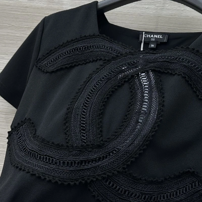 Exact replica Chanel T-Shirts