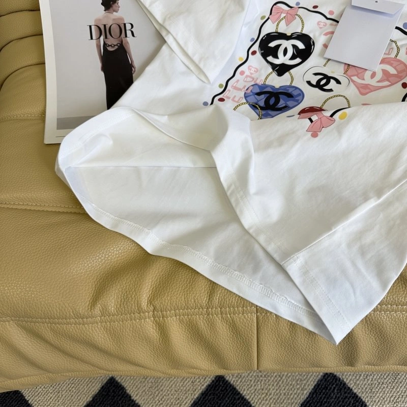 1:1 copy Chanel T-Shirts