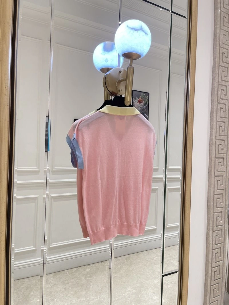 Accurate model Chanel T-Shirts