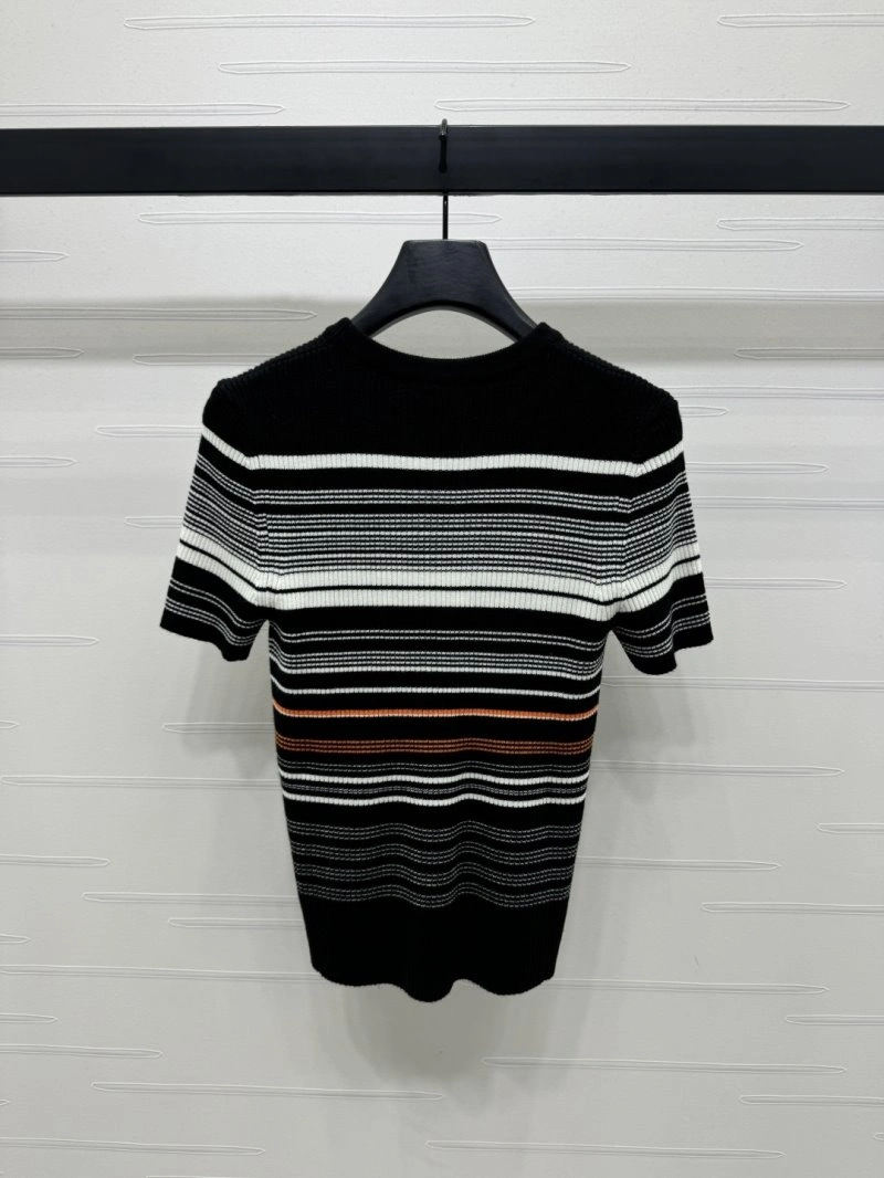 Cut-rate Chanel T-Shirts