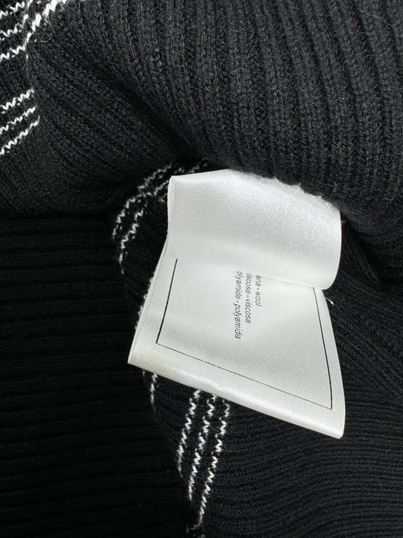 Cut-rate Chanel T-Shirts