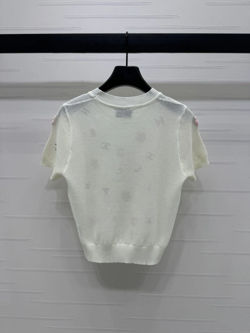 Bargain Chanel T-Shirts