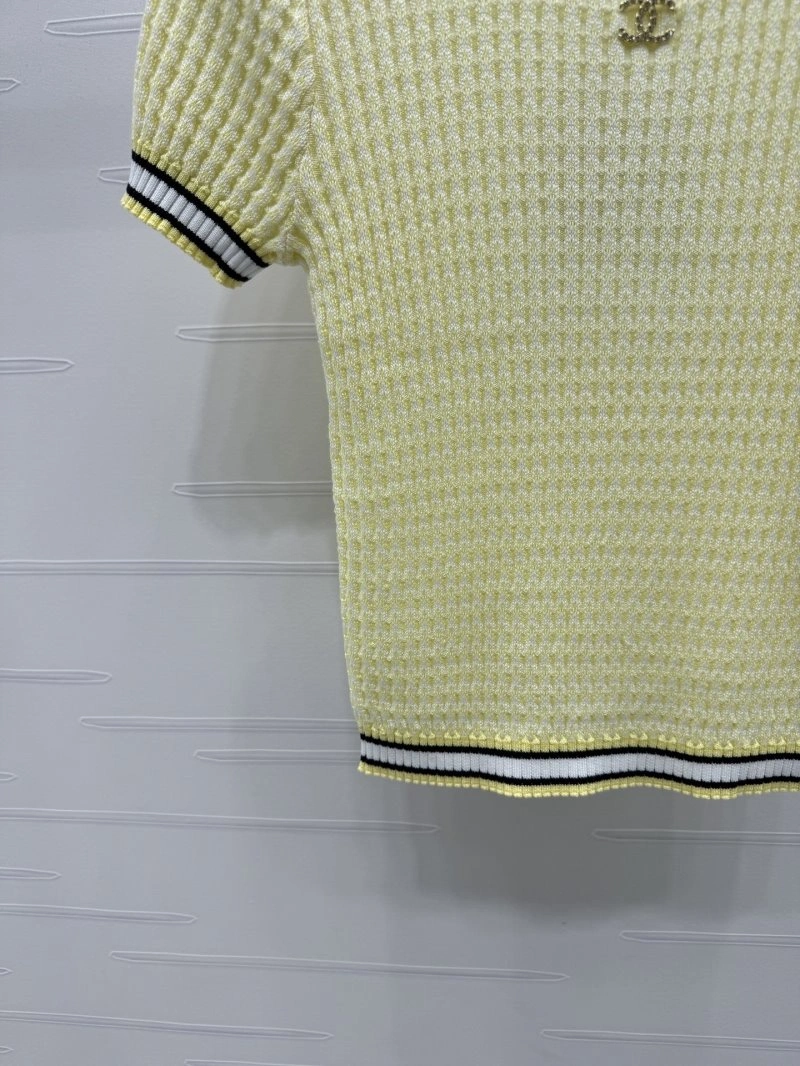 Bargain Chanel T-Shirts