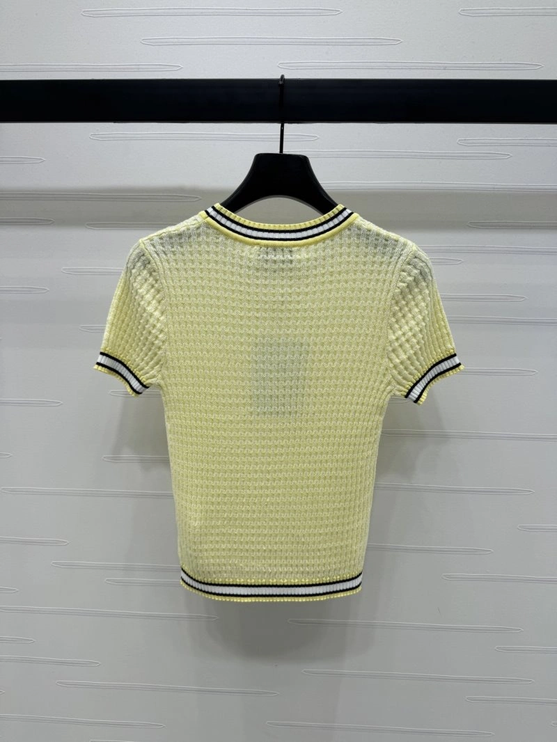 Bargain Chanel T-Shirts