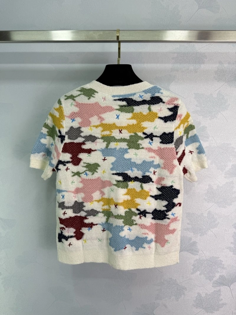 Brand-original Chanel T-Shirts