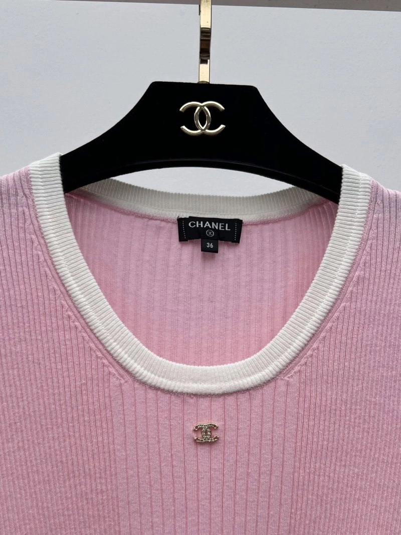Economical Chanel T-Shirts