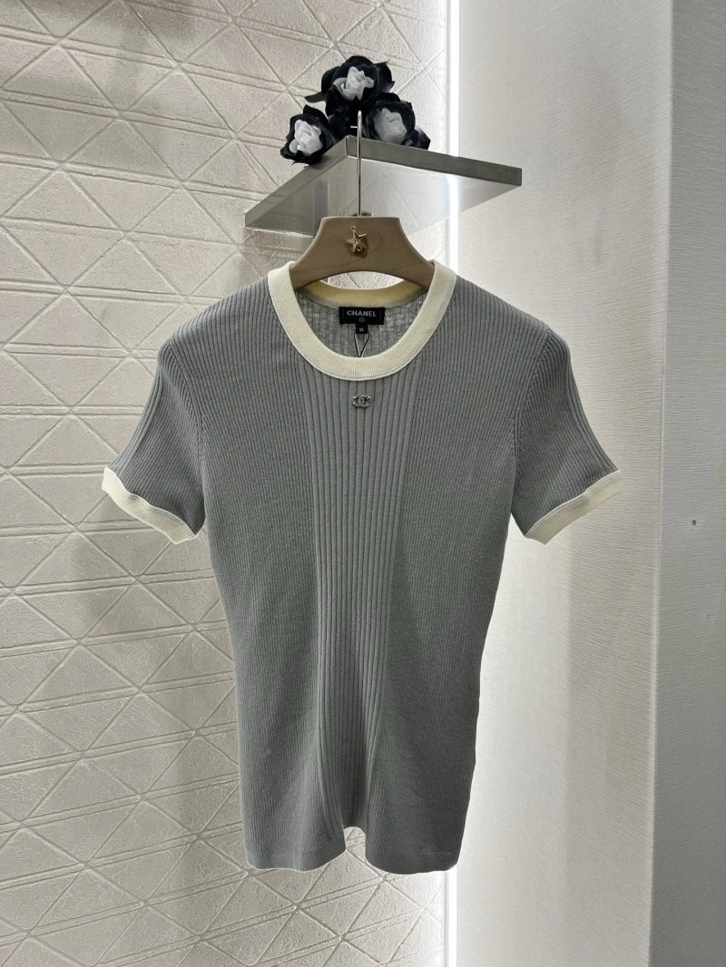 Top mirror Chanel T-Shirts