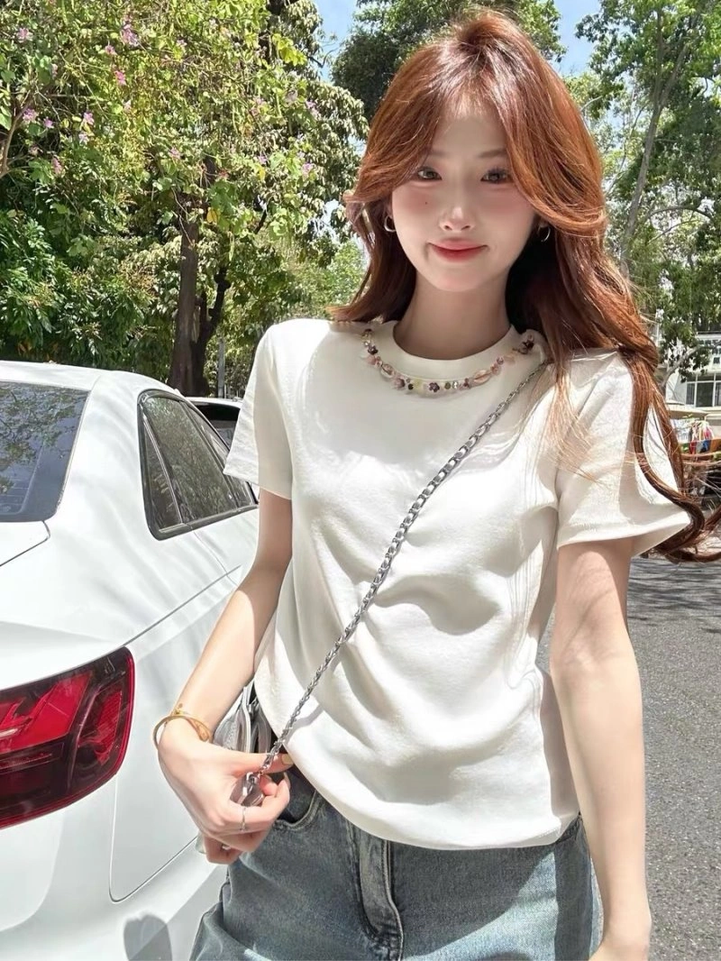 Discounted Chanel T-Shirts