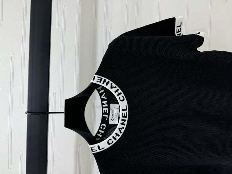 Economical Chanel T-Shirts