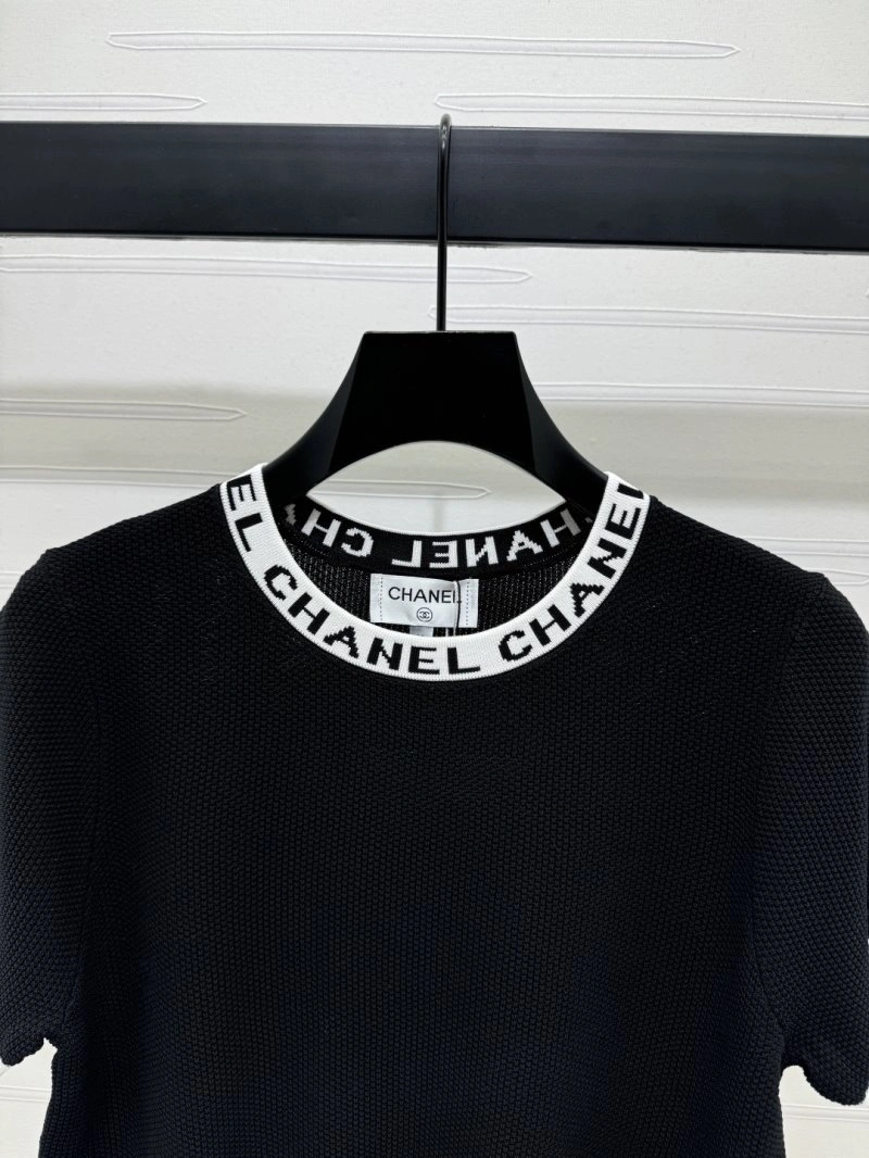 Economical Chanel T-Shirts