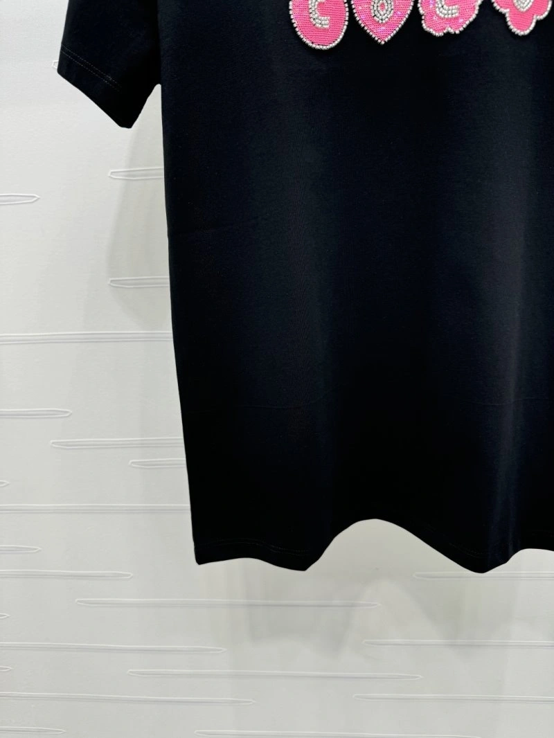 Affordable Chanel T-Shirts
