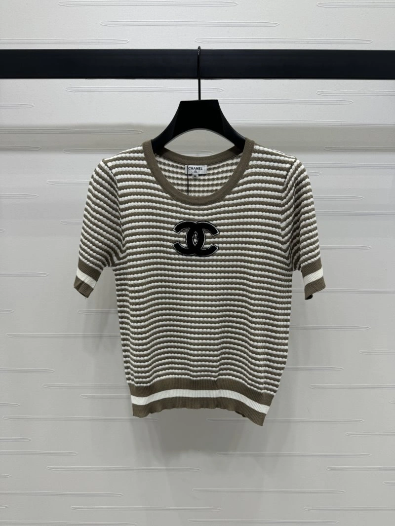 Top match Chanel T-Shirts