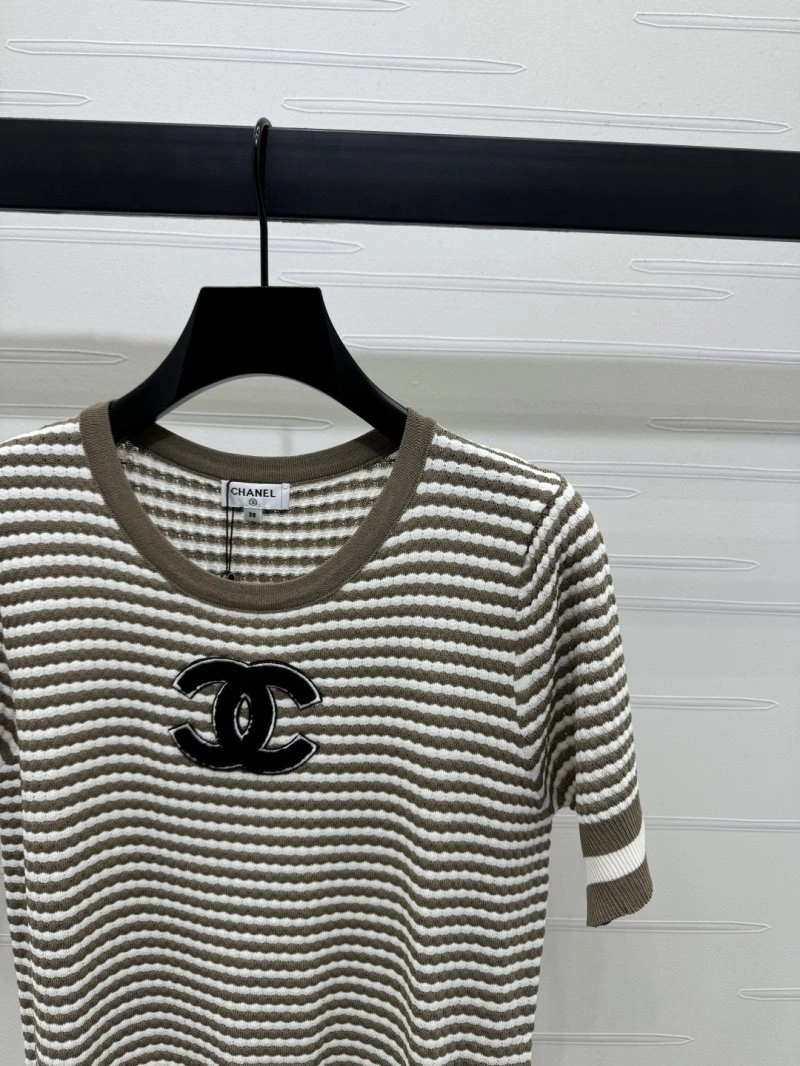 Top match Chanel T-Shirts