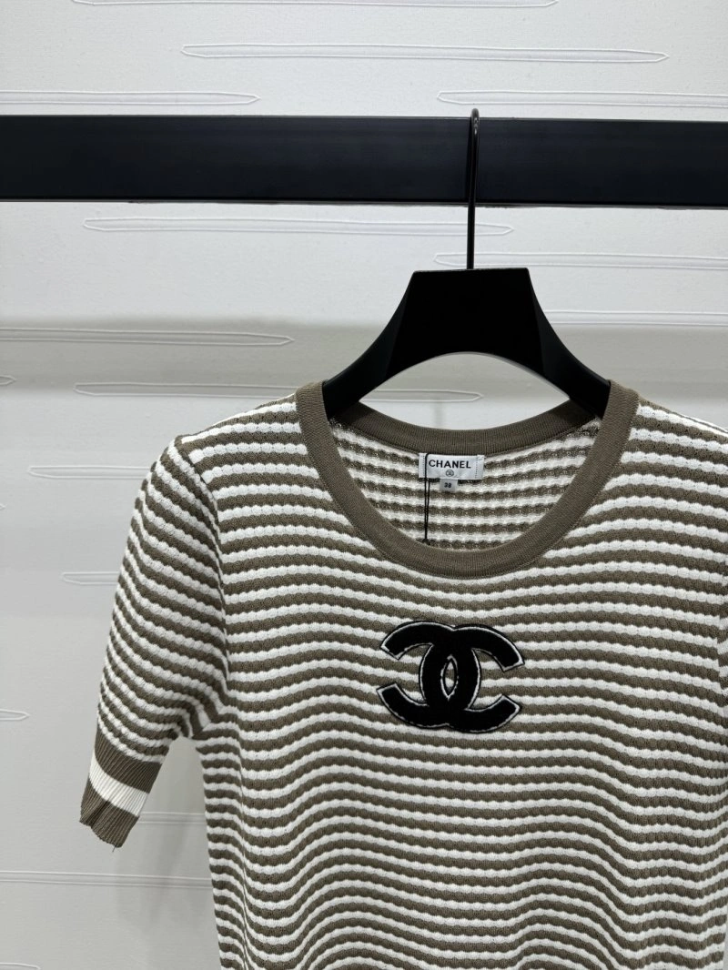 Top match Chanel T-Shirts