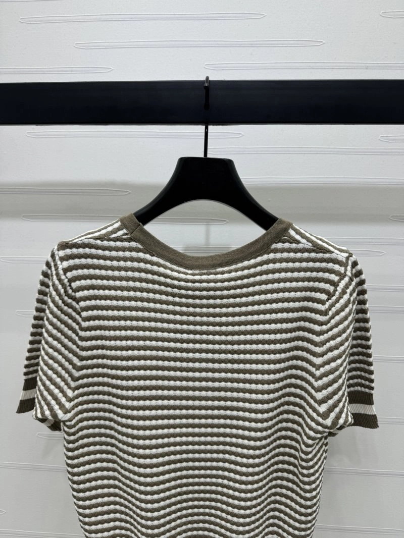 Top match Chanel T-Shirts