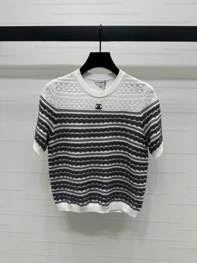 Legit Chanel T-Shirts