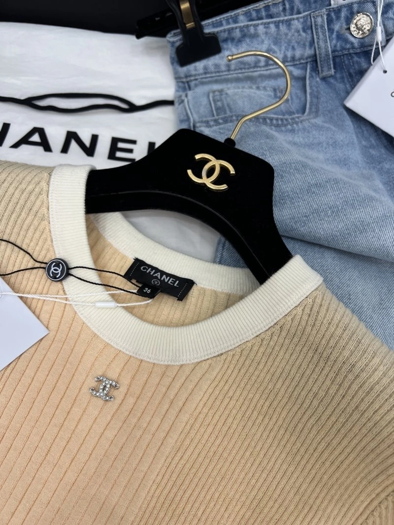Inexpensive Chanel T-Shirts