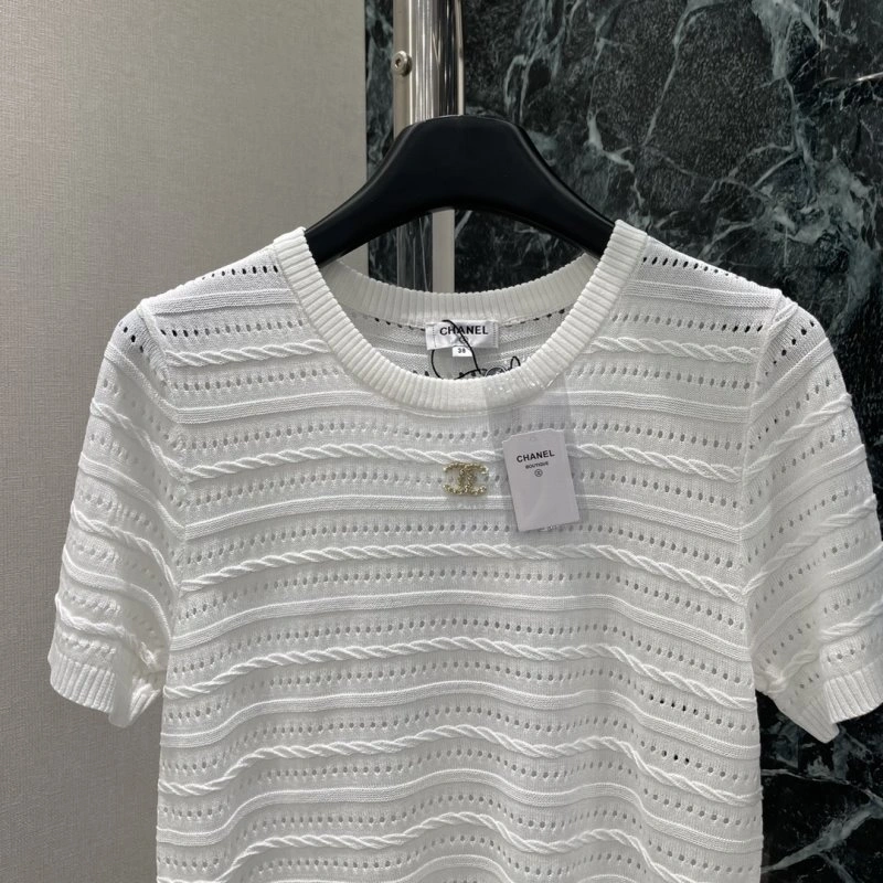 Low-cost Chanel T-Shirts