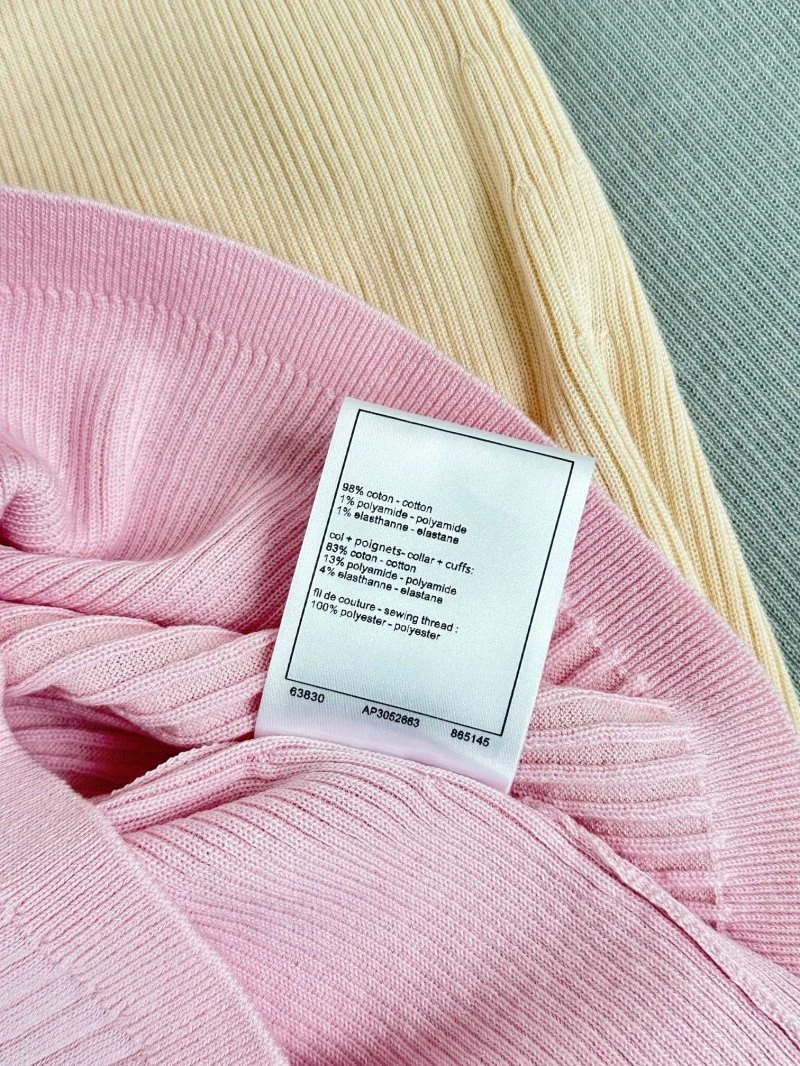 Top mirror Chanel T-Shirts