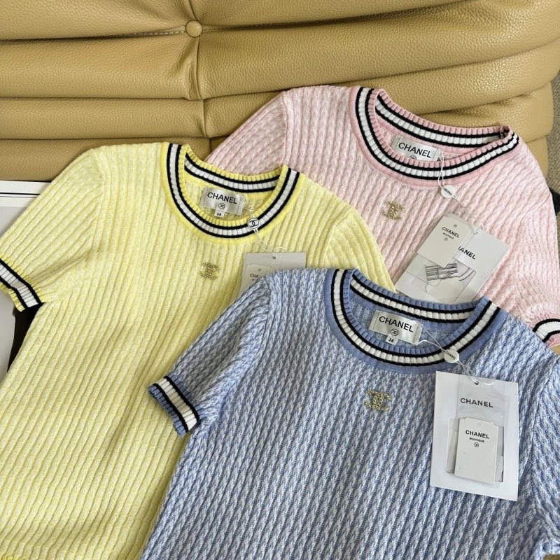 Top mirror Chanel T-Shirts