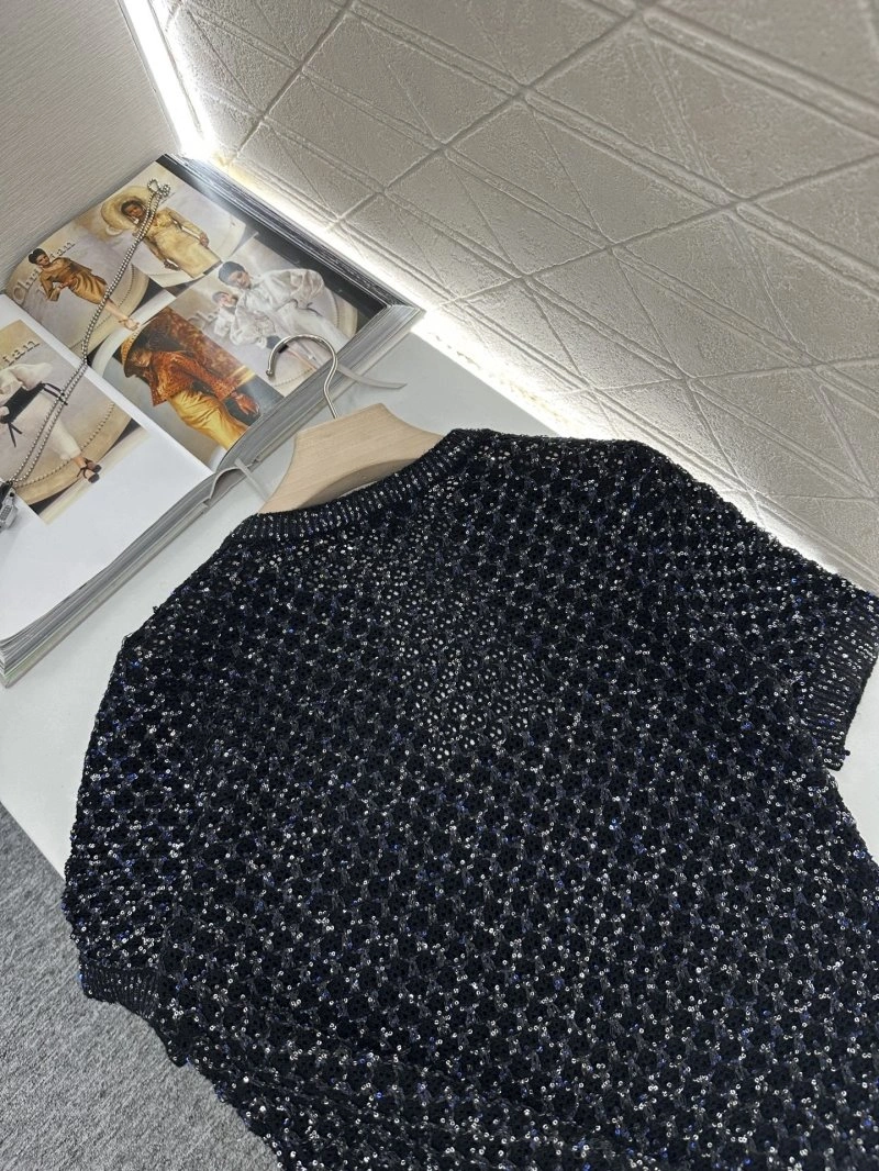 Accurate model Chanel T-Shirts