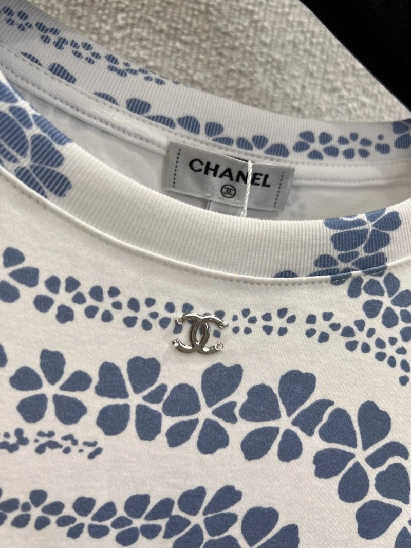 Top mirror Chanel T-Shirts