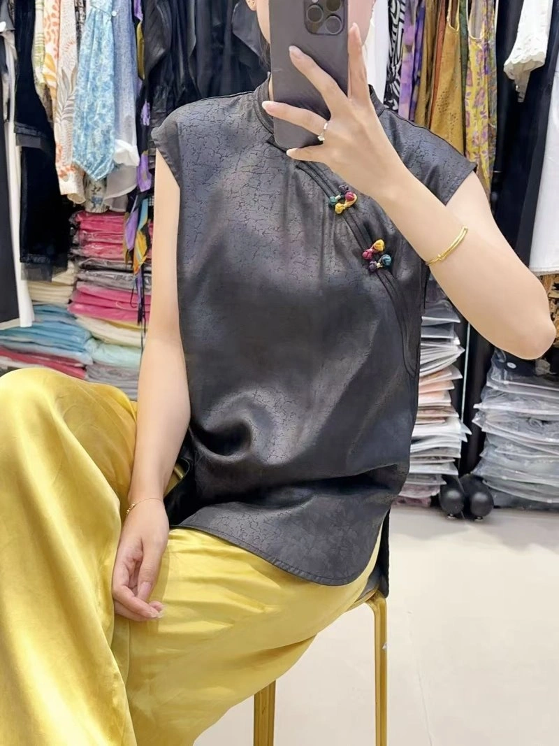Inexpensive Chanel T-Shirts
