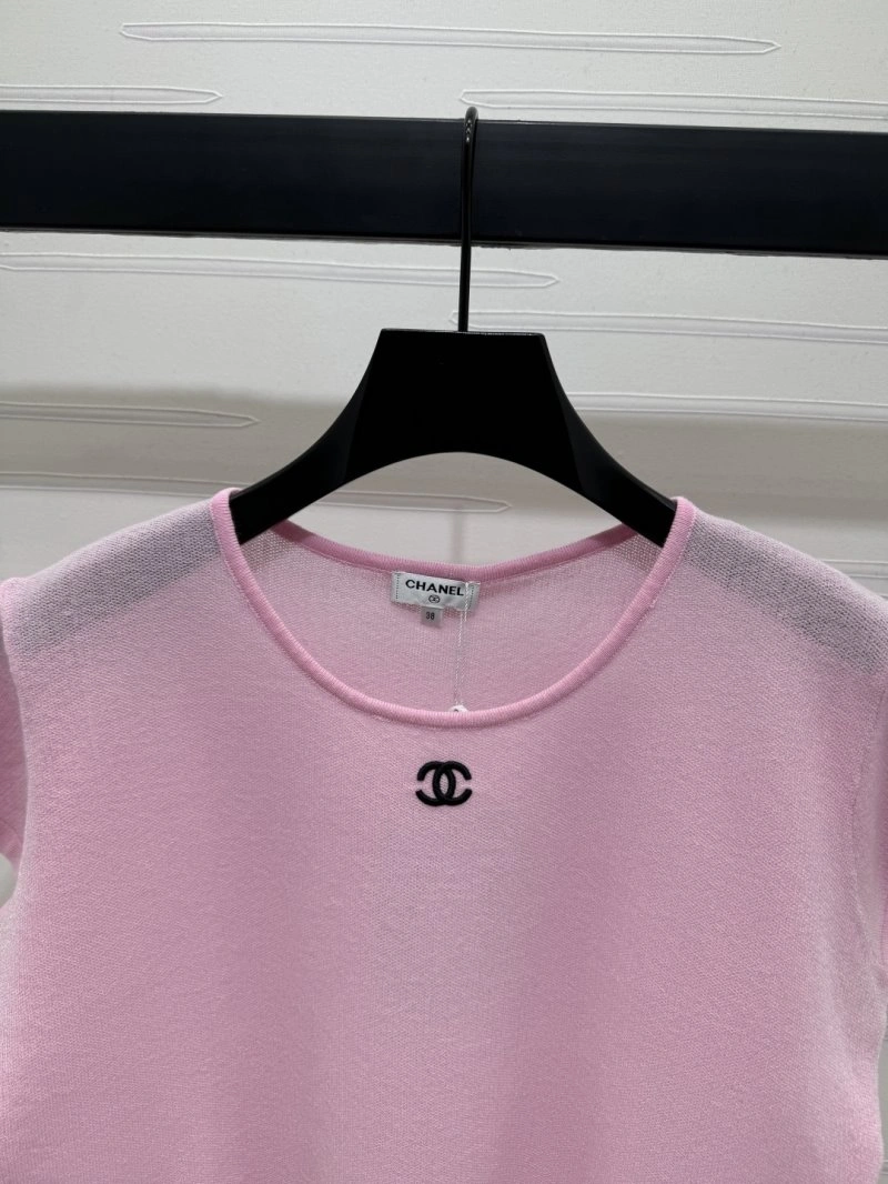 Accurate model Chanel T-Shirts
