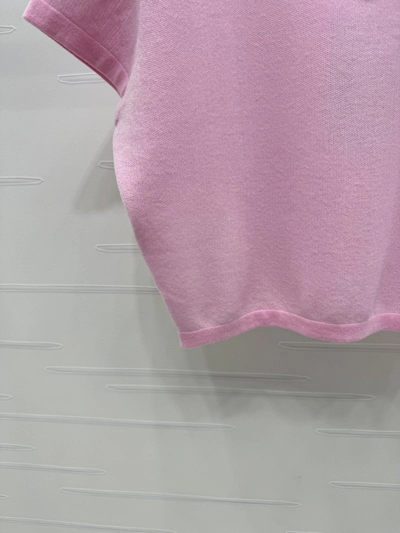 Accurate model Chanel T-Shirts