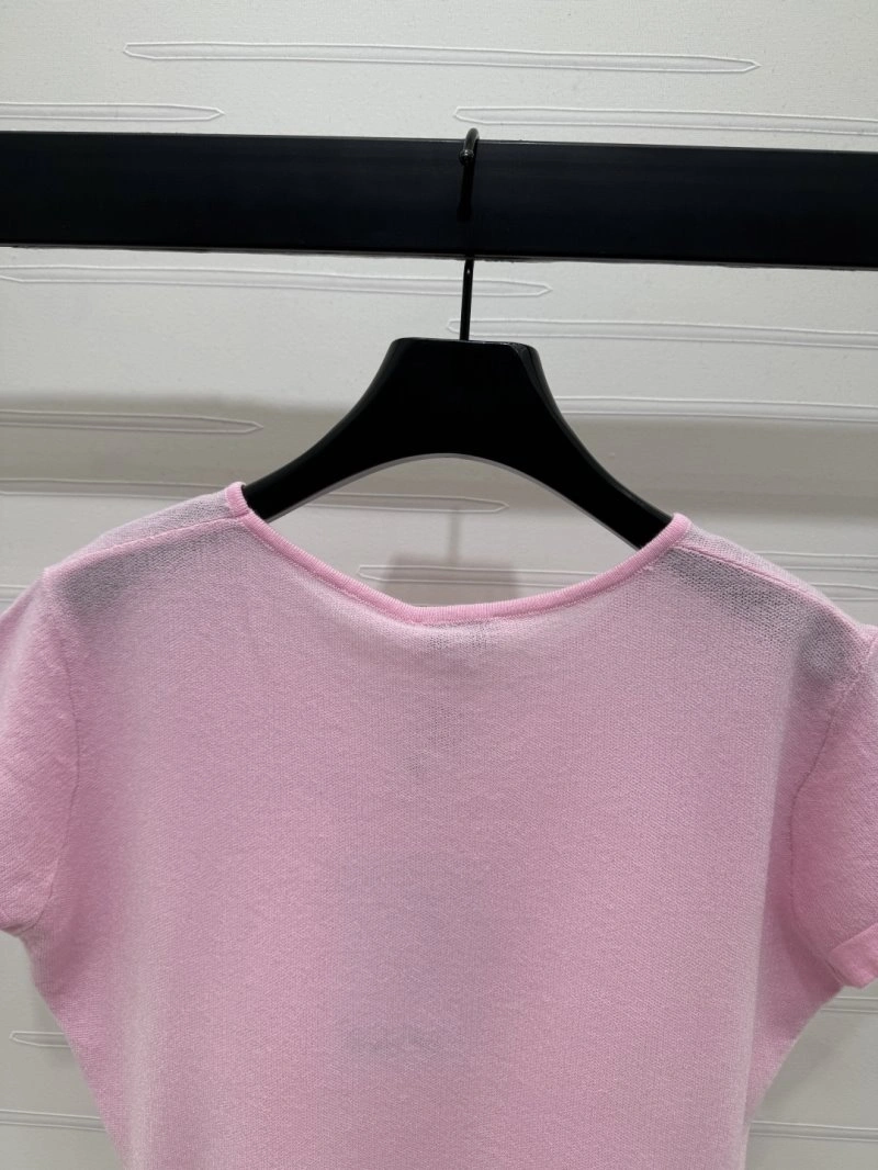Accurate model Chanel T-Shirts