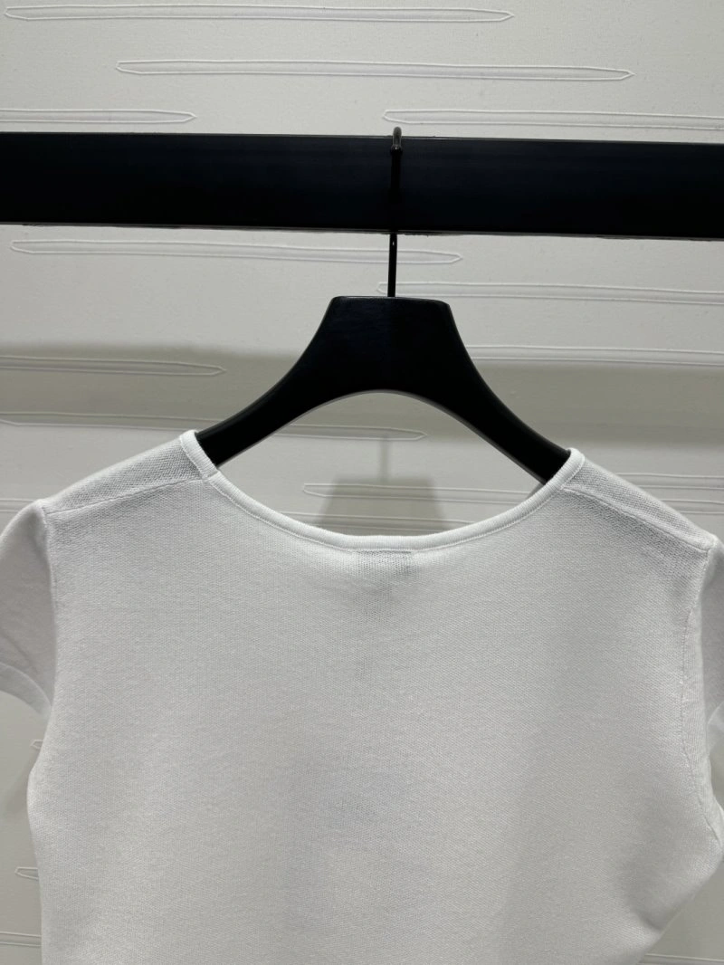Exact replica Chanel T-Shirts