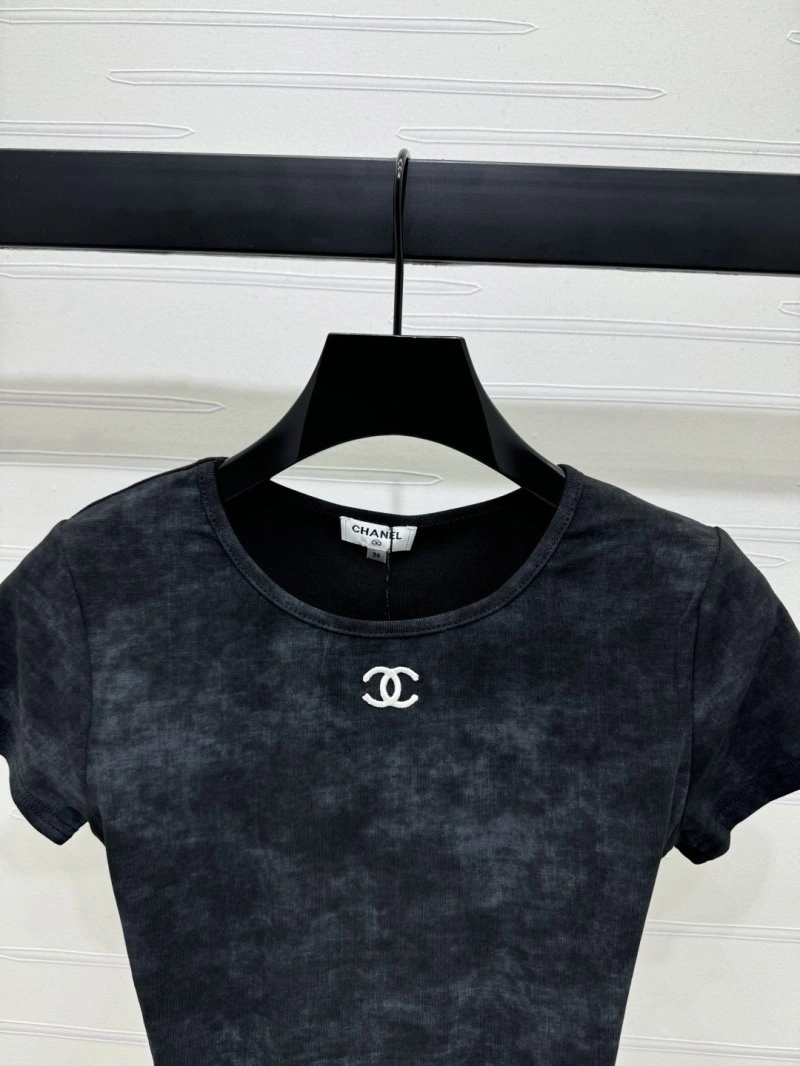 Low-cost Chanel T-Shirts