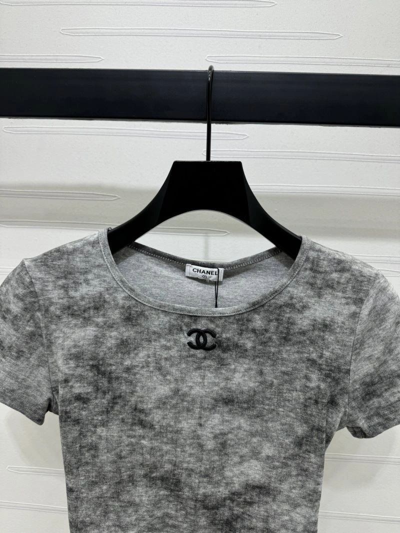 Low-cost Chanel T-Shirts