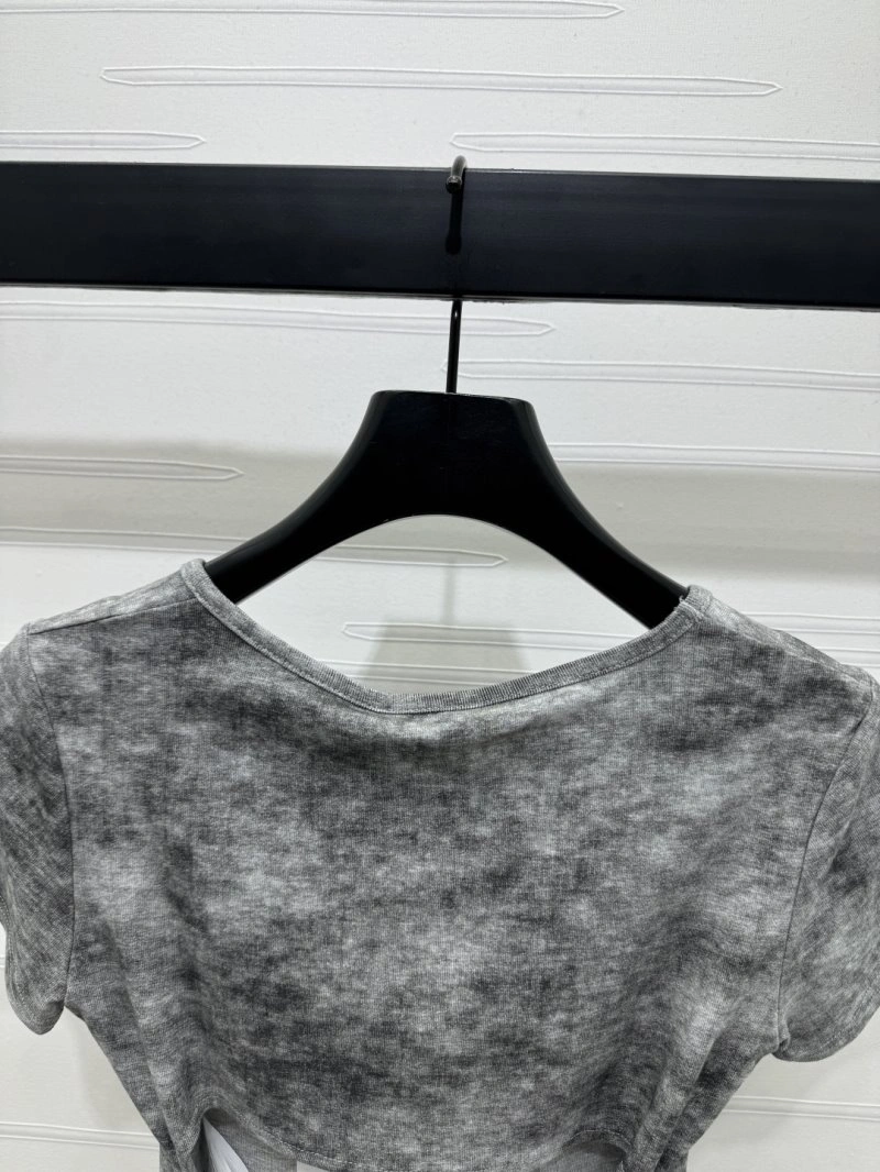 Low-cost Chanel T-Shirts