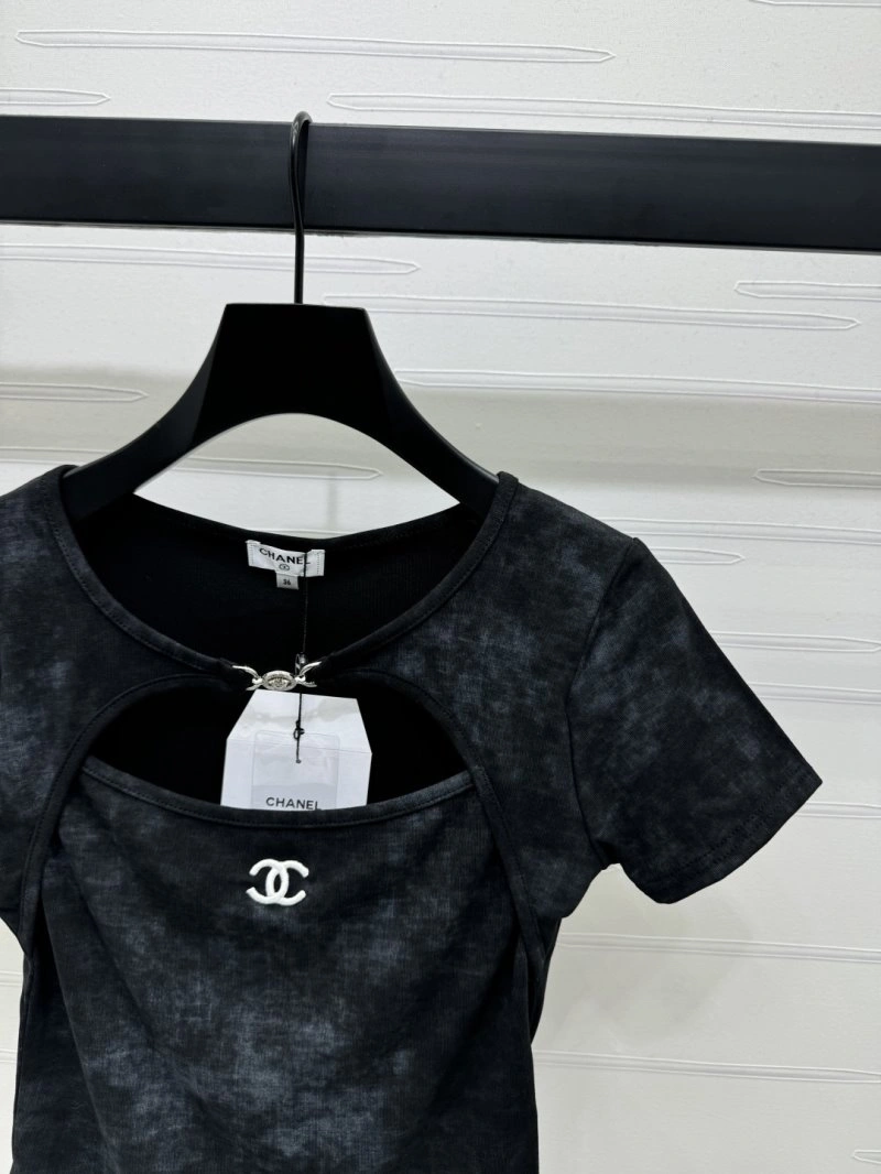 Factory-made Chanel T-Shirts