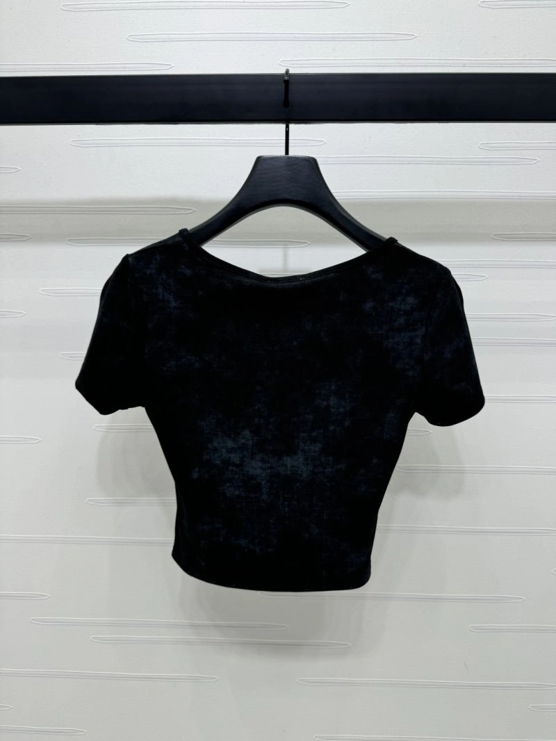 Factory-made Chanel T-Shirts