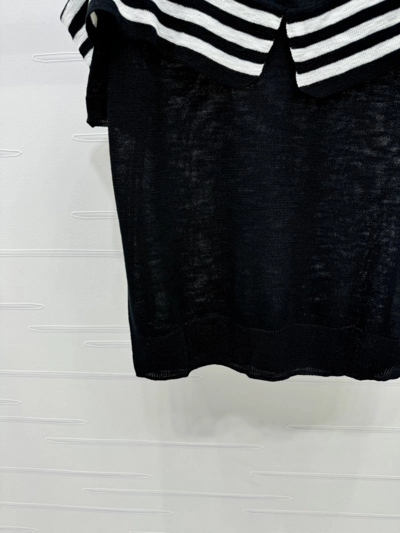 Cut-rate Chanel T-Shirts