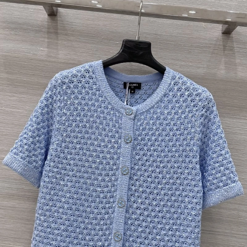 Bargain Chanel T-Shirts