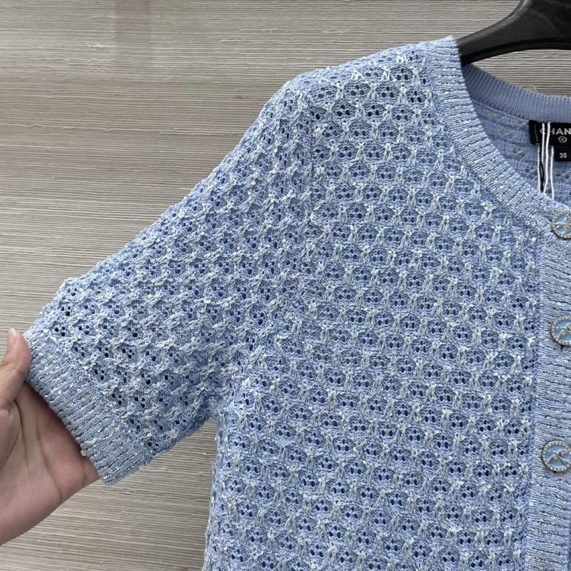 Bargain Chanel T-Shirts